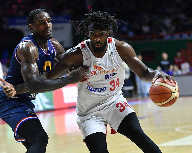 '최준용 24득점' KCC, SK에 3연승 거두고 PO 4강 진출...'DB 나온나!'