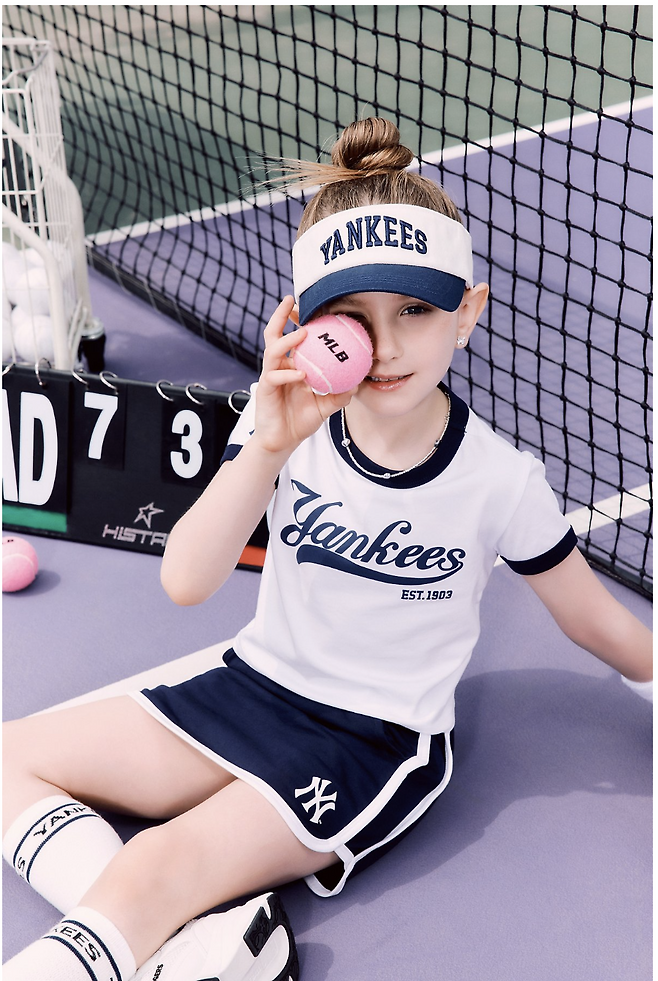 입는순간 인생샷 뚝딱 뉴발란스키즈티셔츠 세트부터 캉골키즈트레이닝복까지 유아상하복 추천 마고의 패션뷰티