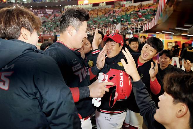 져도 ‘으쌰으쌰’…요즘 KIA