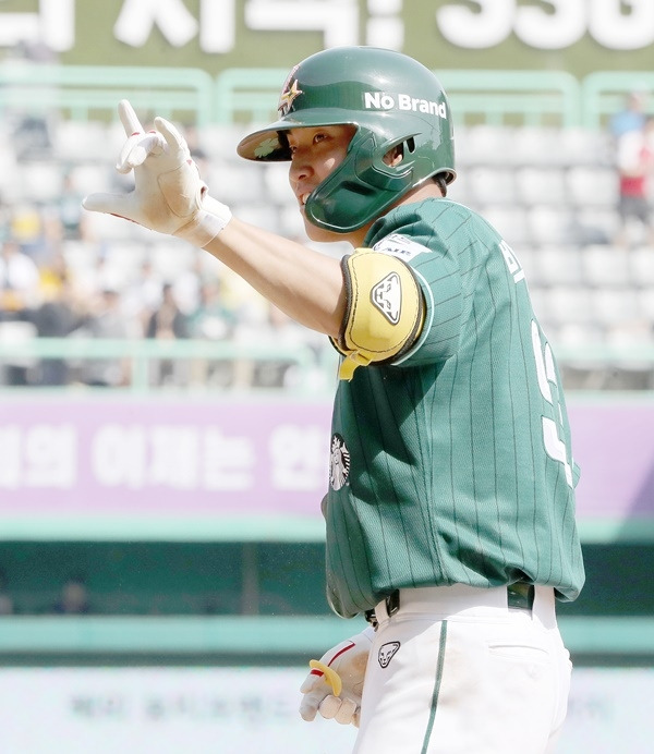 Ssg 4회 ‘11점 미쳤다 최정 만루홈런→박지환 첫 3안타→엘리아스 2승kt에 완승 장성우 4회 치명적 실책 Mk인천