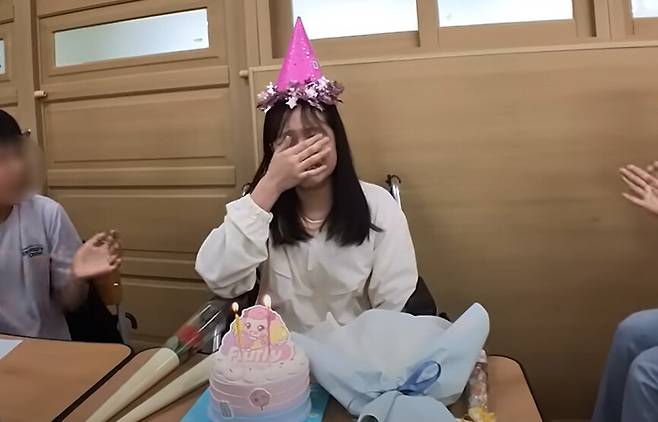 4번 수술 끝 돌아온 교실서 ‘깜짝 이런 곳이 학교”