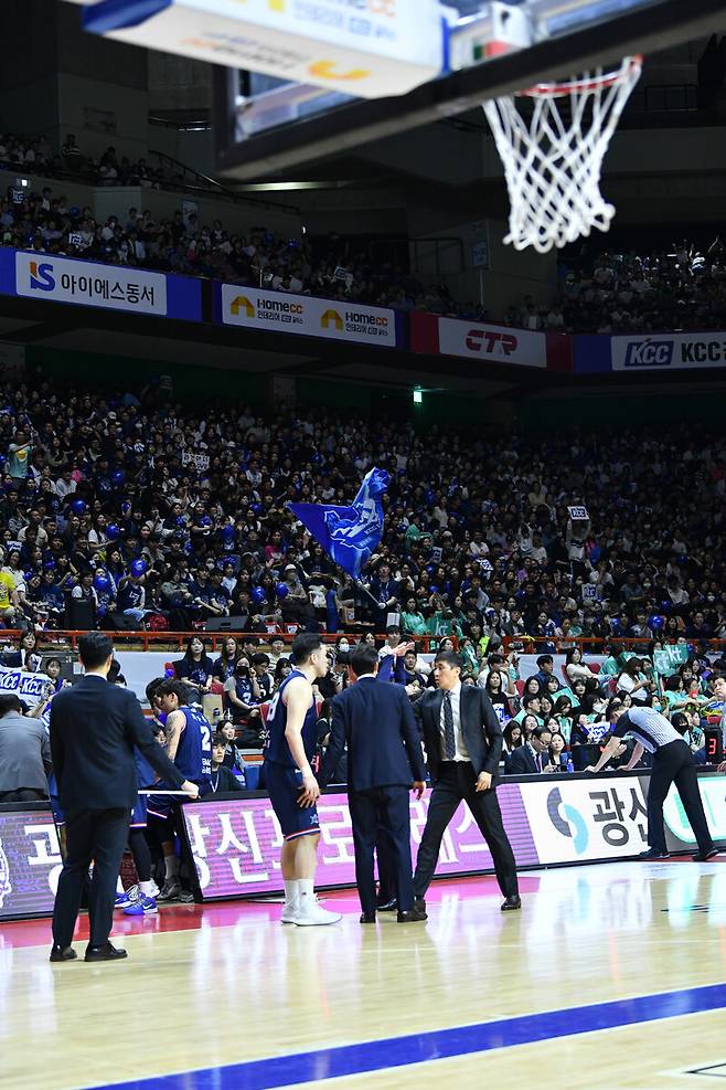 [KBL FINAL] ‘부산의 현 주인’ KCC, ‘부산의 옛 주인’ KT 앞에서 노리는 기록은?