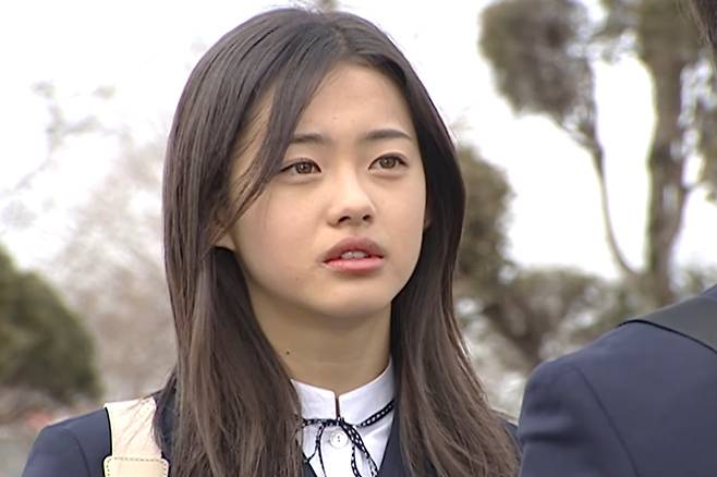 얼마나 예쁘길래 첫 등교 때 고등학교가 발칵 뒤집어졌다는 여배우 메타코리아