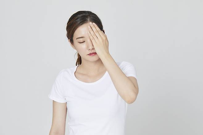 과음한 다음 날 눈 침침하다면 체내 ‘이것 부족하단 신호