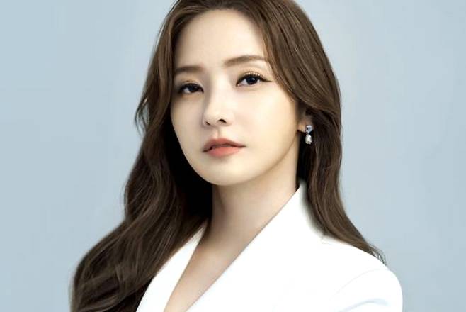 결혼해 잘살더니 돌연 남편 전재산 가로챘다는 여배우 뉴스에이드