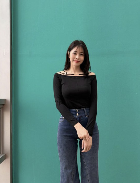 서동주 이기적인 청바지 핏 환상적 골반 라인에 볼륨감까지