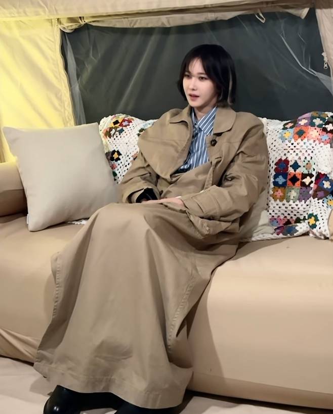 이지아 Snl이 들썩 펜트하우스 수련and애교 소환한 트렌치코트룩 스타와 패션