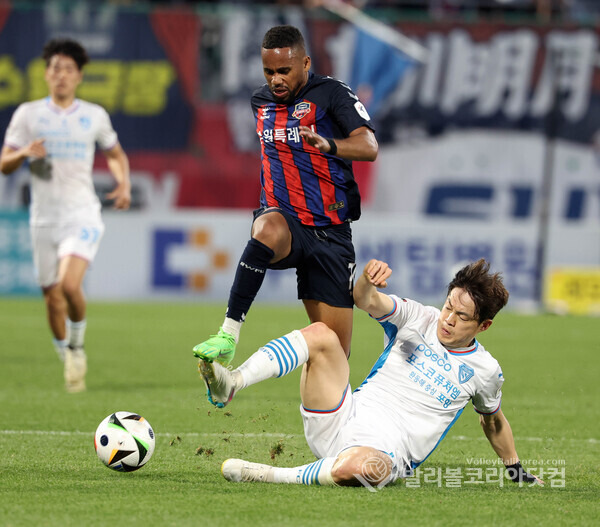 정승원 47초 골 수원fc 2연승 포항fc 11연속 무패 행진 마감
