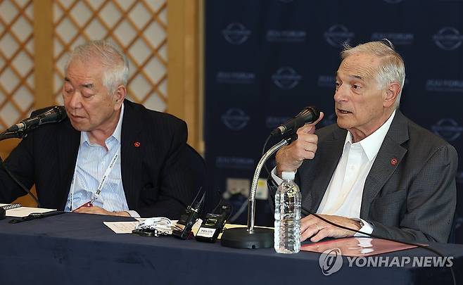 갈루치 美 일각 한반도 전술핵 재배치론에 무지한 생각