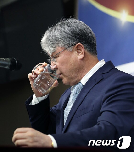 공식발표 한화 새 감독은 896승 명장 김경문 계약기간 3년 총액 20억 리빌딩 끝→가을야구 모드로 간다