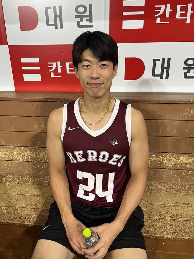 키움의 New 캡틴 송성문 완장 달고서 6월 4할 맹타그리고 그가 민소매를 고집하는 이유는 스경x인터뷰