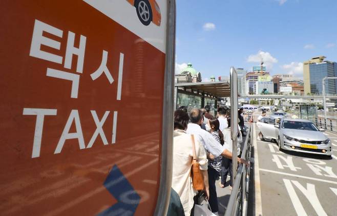 기아도 K5 택시 출시로 내수 판매 회복 노린다