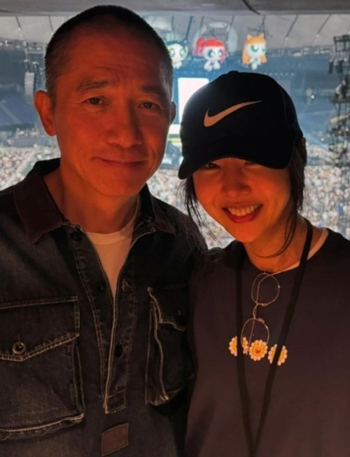 해피벌스데이”도쿄돔 찾은 양조위 뉴진스에 ‘생일 축하 받았다 Mk★현장