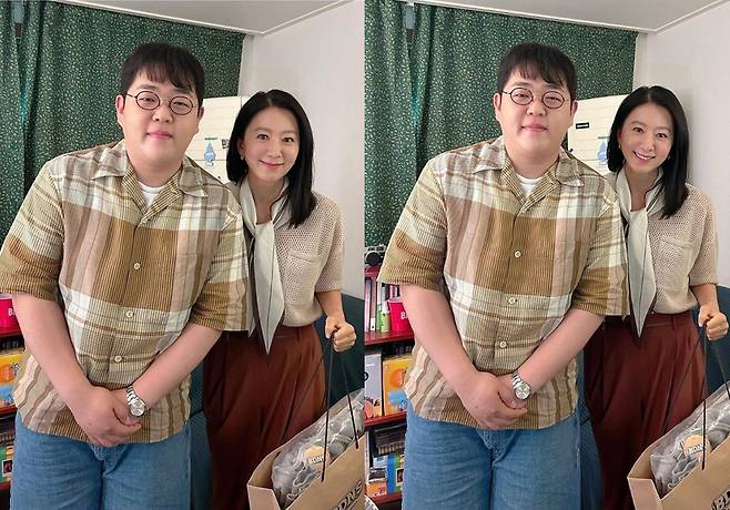 김희애 Mz 저격 문상훈 유튜브 출격 스카프 두르고 우아한 롱스커트룩 스타와 패션