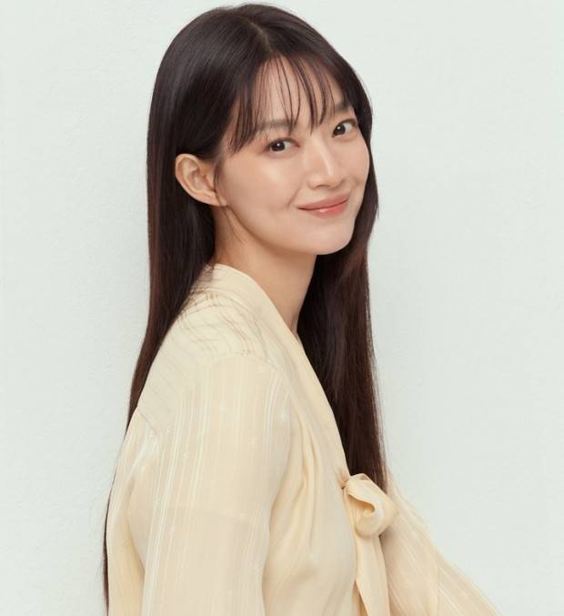 무려 20명이 넘는 남자 연예인이 이상형 외모 극찬한 탑배우 스포엔 뉴세이