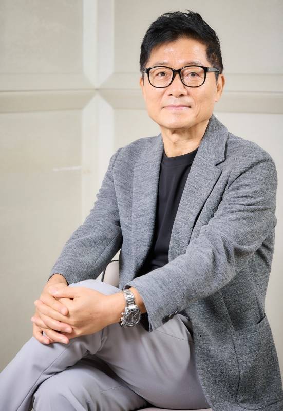 30대 나이 안 믿기는 동안 배우가 전한 깜짝 근황 맥스무비