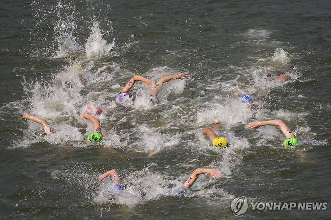 올림픽 센강 수질검사 통과트라이애슬론 여자부서 프랑스 보그랑 우승