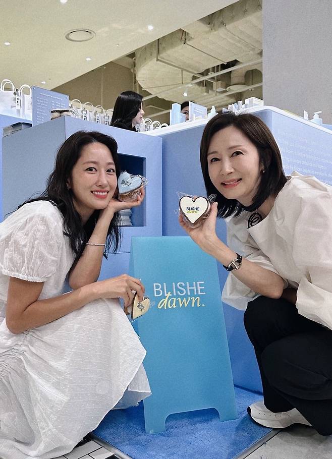 전혜빈 전인화와 자매같은 느낌 미인끼리는 닮아 청순한 여신 웨이브 뷰티는 내운명