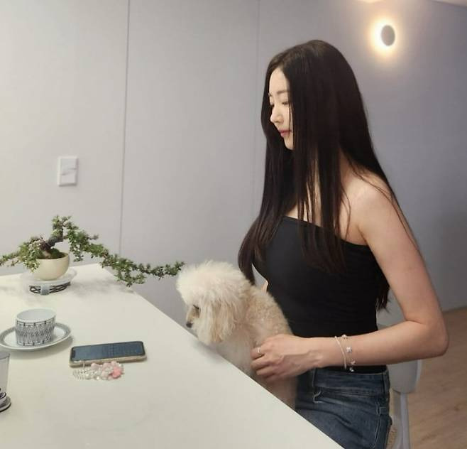 식사는 당근만채소 먹고 20대같은 모습 만든 47세 배우 어썸클