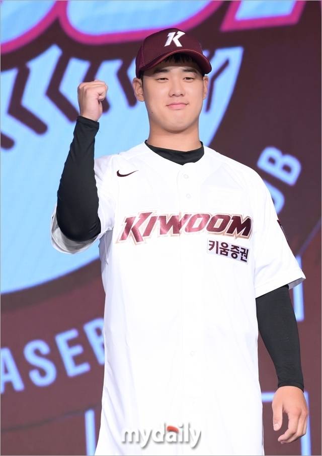 류현진·김광현·양현종 잇는다” Kia 이의리보다 낫다 키움 역대급 루키 확신안우진·정현우 원투펀치 기대 Md잠실
