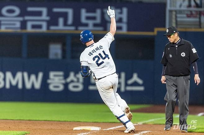4년 만의 40홈런 홈런왕 한국이 이렇게 좋았나nc 팬 위해 셀프 이벤트 열었다