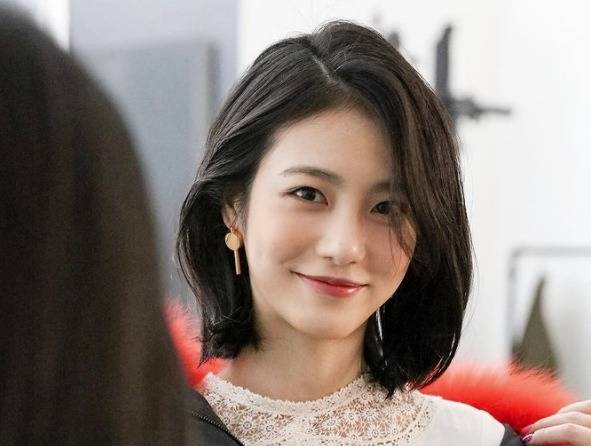 한 군데도 성형하지 않았다며 모태미녀라 본인이 강조한 배우 셀럽뉴스