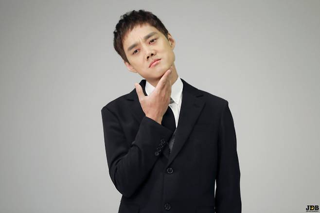 미혼인 줄 알았는데 수상소감으로 결혼고백 내년 4월 아빠 깜짝 발표한 탑개그맨 스포엔 뉴세이