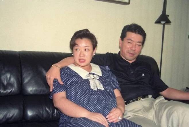 재혼한 새 남편 빚 200억 갚아줬는데 이혼당했다는 유명 가수 셀럽스케치