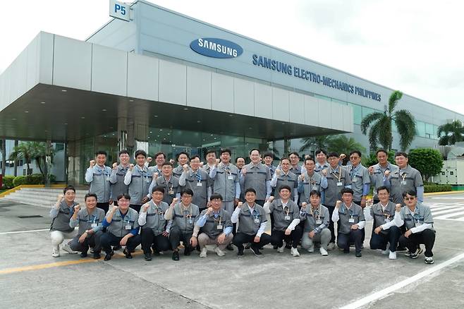 이재용 회장 “고성능 MLCC 기회 선점하자”…삼성전기 필리핀 사업장 방문