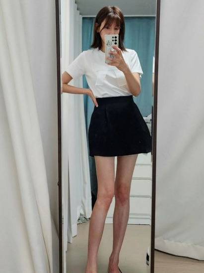 스튜어디스 된 '8등신 송혜교'로 불린 여배우, 170cm, 52kg의 완벽 비율 비밀 | 스타와 라이프