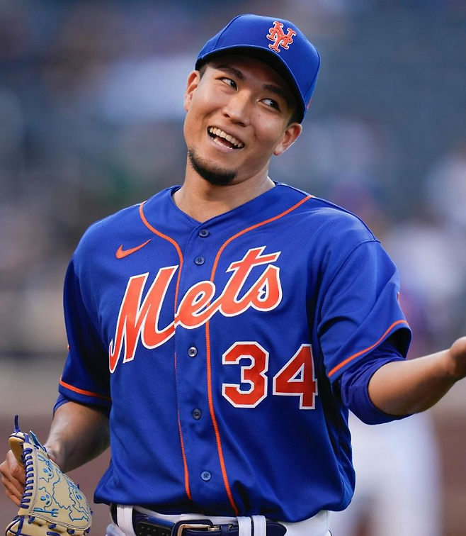 다저스, 뉴욕 메츠에 9:0 완승…NLCS 1차전 기선제압 성공!