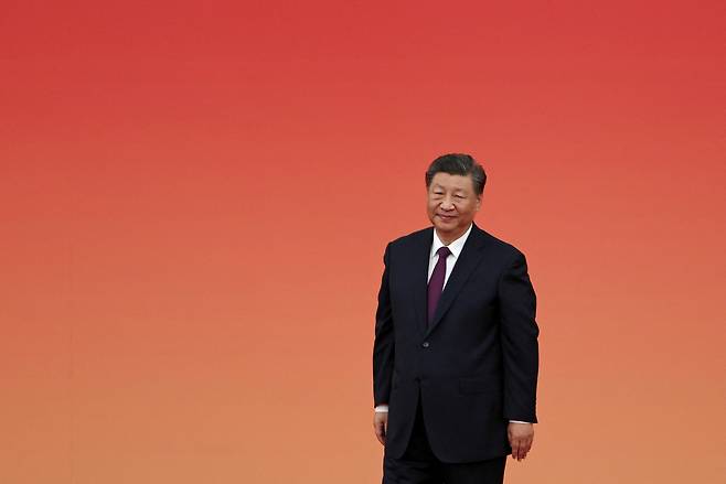 시진핑 로켓군 부대 방문전략적 억제력·전투능력 강화해야 과시