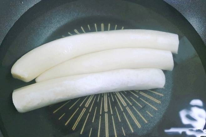 냉동가래떡 이렇게 해동하세요 떡집에서 갓 뽑은 듯 맛있습니다 쏙쏙팁