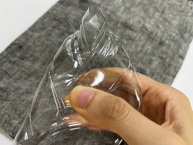 구멍 난 양말 그냥 버리지 마세요 이렇게 했더니 모두가 감동합니다 텐꿀팁