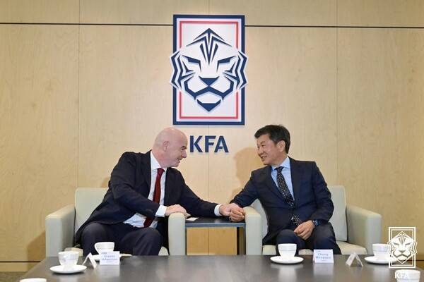 감독 선임 논란fifa도 의아 정몽규 회장 인판티노 회장도 이해 안 된다고 말해