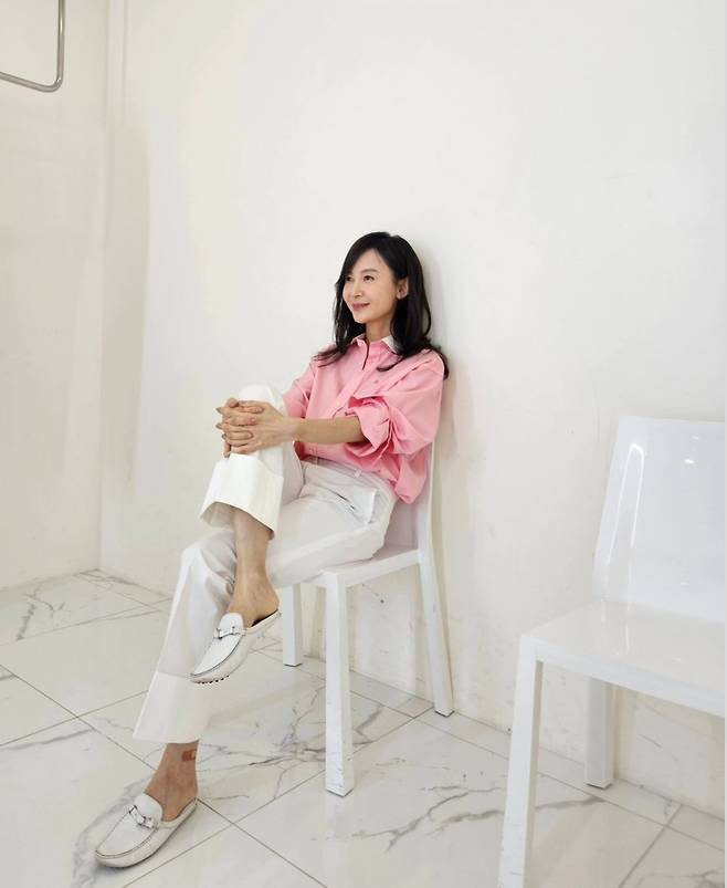 56세 맞아 채시라 믿기지 않는 여대생같은 미모 해피라이프