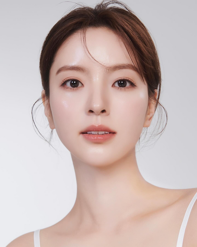 ️배우 부부 탄생 ️ 대학교 Cc로 만나 13년 연애 끝에 결혼한 배우 커플 스포엔 뉴세이
