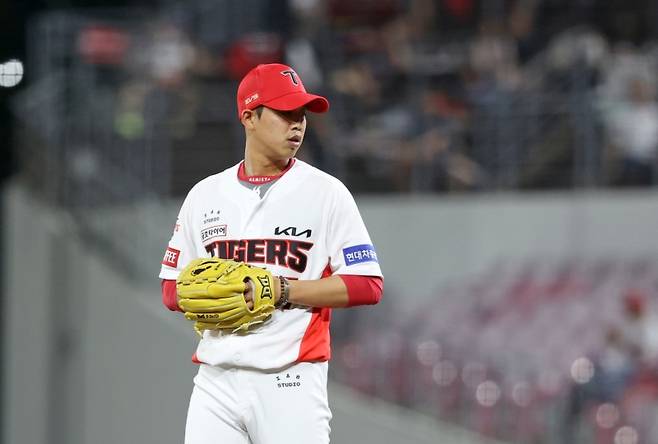 "2025 KBO FA 자격 30명..6일부터 자유롭게 협상 가능"