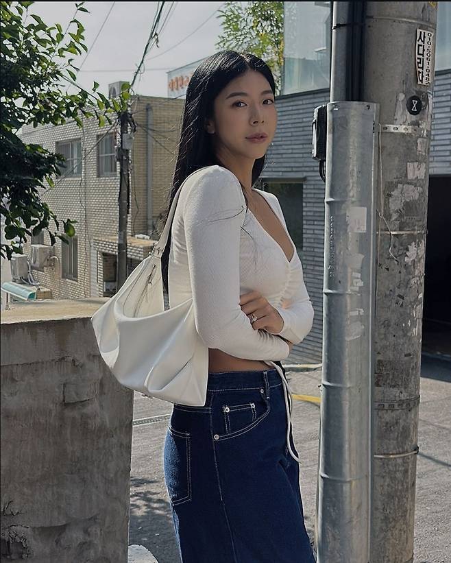 줄리엔강 제이제이 도심 속 얼굴 천재피지컬 깡패 매력 시크한 일상룩 화제 뷰티는 내운명