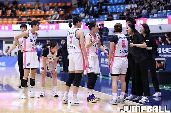 기록 흔들리는 삼성생명 결국 팀 역사상 최초 개막 4연패 늪으로