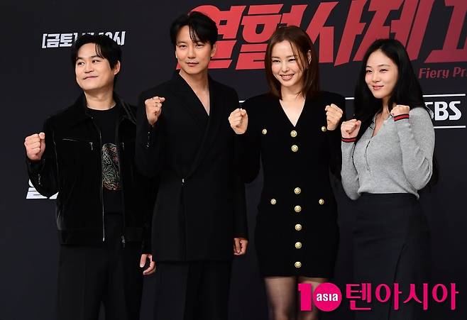 김남길 이하늬 김성균 비비 파이팅 넘치는 열혈사제2 Ten포토