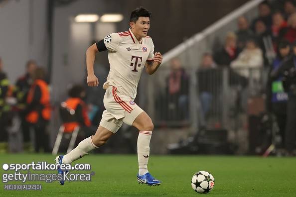 김민재 잘하면 뭐해 이토 복귀하면 밀릴 것 日 축구 스타의 황당 발언경기력 영 별로더라