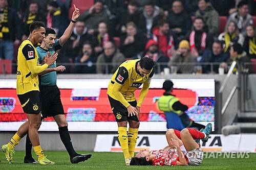 퇴장시키고 골넣고 Pk주고 이재성 도르트전 주인공