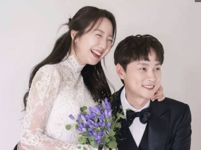 민경훈 ‘아는형님’ 신기은 PD와 17일 결혼…결혼식은 방송에서만 공개