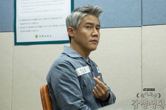 목숨걸고 초고층 유리 청소하면서 아들 영재로 만든 톱배우 연예는 내운명