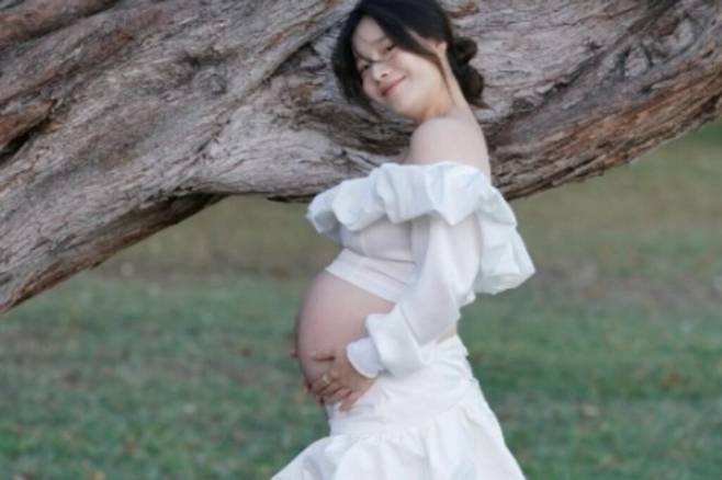 ‘출산 6개월만에 이혼 소식 전한 그녀의 솔직한 고백 셀럽스케치