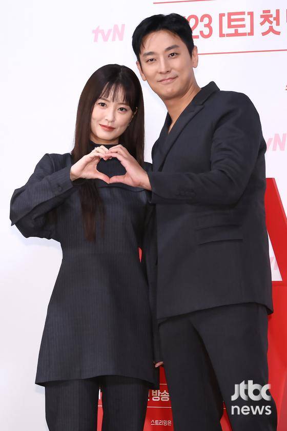 사랑은 외나무다리에서 정유미 주지훈과 로코 호흡 설렜다