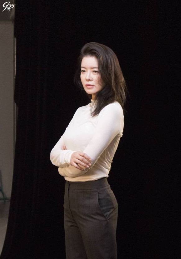 얼마나 예쁘길래 연기경력 없는데 티켓 팔다 15분 전 캐스팅된 탑배우 스포엔 뉴세이