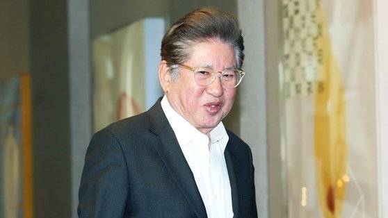 연예계 혼외자 70대에 아들 본 김용건5명 낳은 미혼배우도