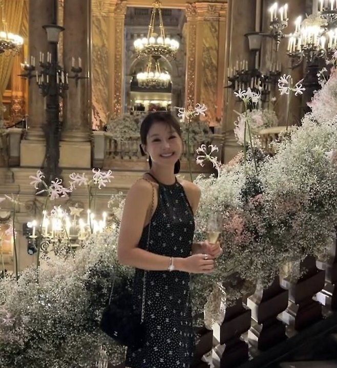 고소영이 생일 파티에서 입은 같은 샤넬 드레스 다른 느낌 웰니스라이프